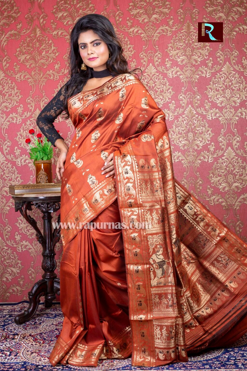 Baluchari Silk Saree of deep purple color - Rapurnas